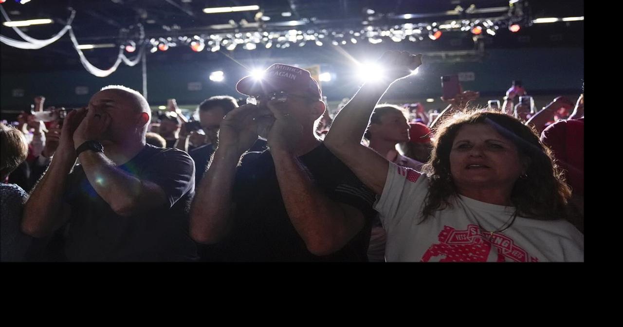 Donald Trump tells supporters to 'just vote' at Georgia rally organized ...