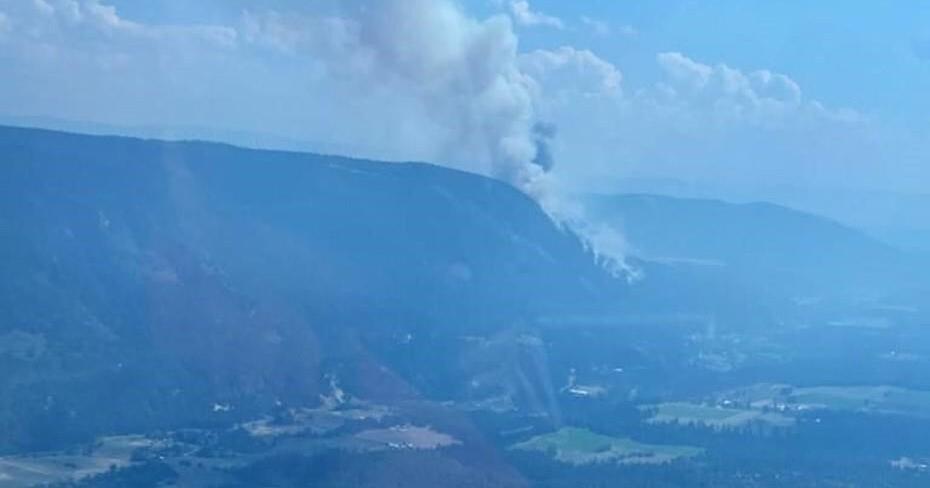 Officials lift brief evacuation order for Valemount, B.C., as fire risk ...