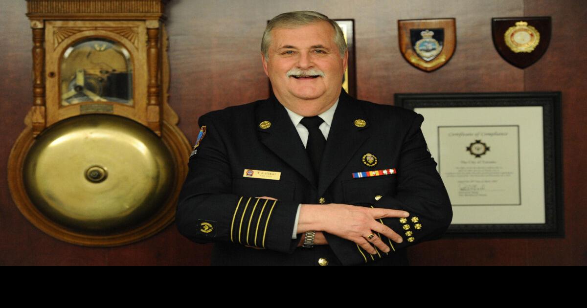 Toronto Fire Chief Bill Stewart calls it quits