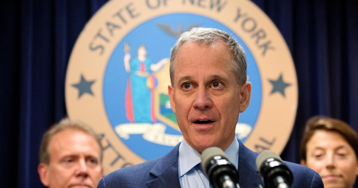 Former NY Attorney General Eric Schneiderman won’t face abuse charges