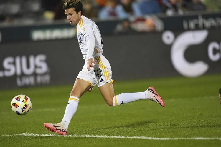 LA Galaxy midfielder Riqui Puig will miss MLS Cup final after tearing ...