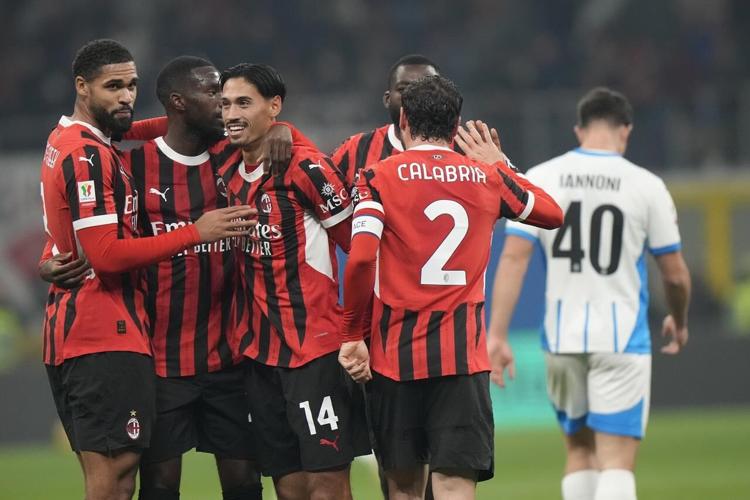 AC Milan and Bologna reach Italian Cup quarterfinals with convincing wins