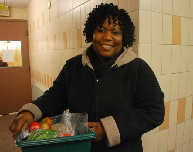 Toronto food truck brings nutritious produce to needy communities