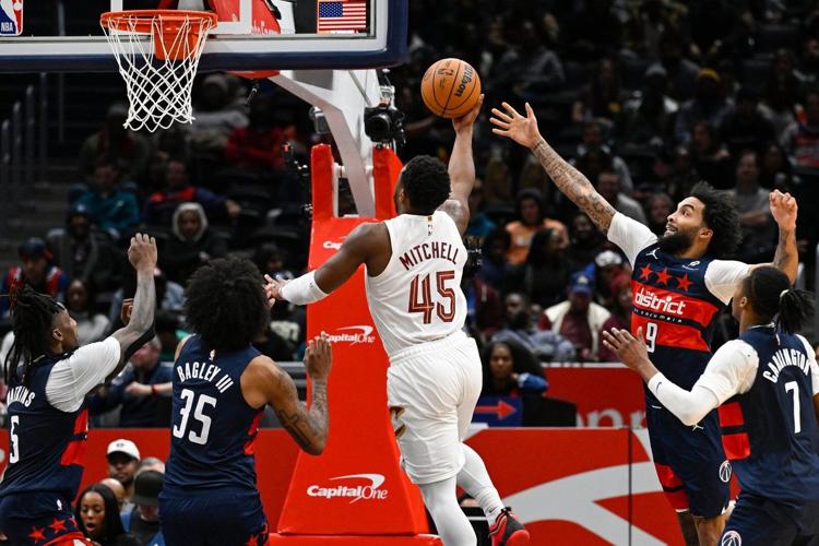 With 24 points, Donovan Mitchell produces the highest-scoring 4th ...