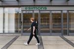 Toronto's first Simons location marks 'new chapter' for department ...