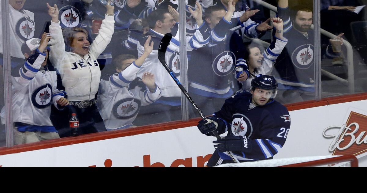 Winnipeg celebrates Jets, first NHL playoff game in town since 1996