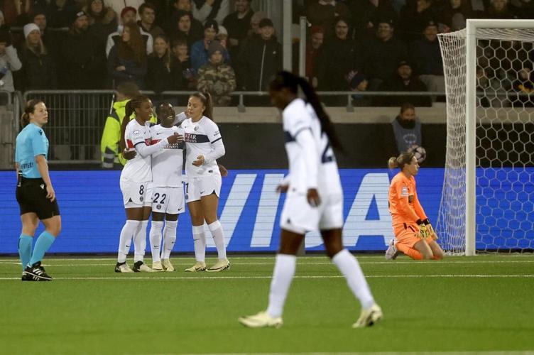 Barcelona and PSG win their away matches in first leg of Women's ...