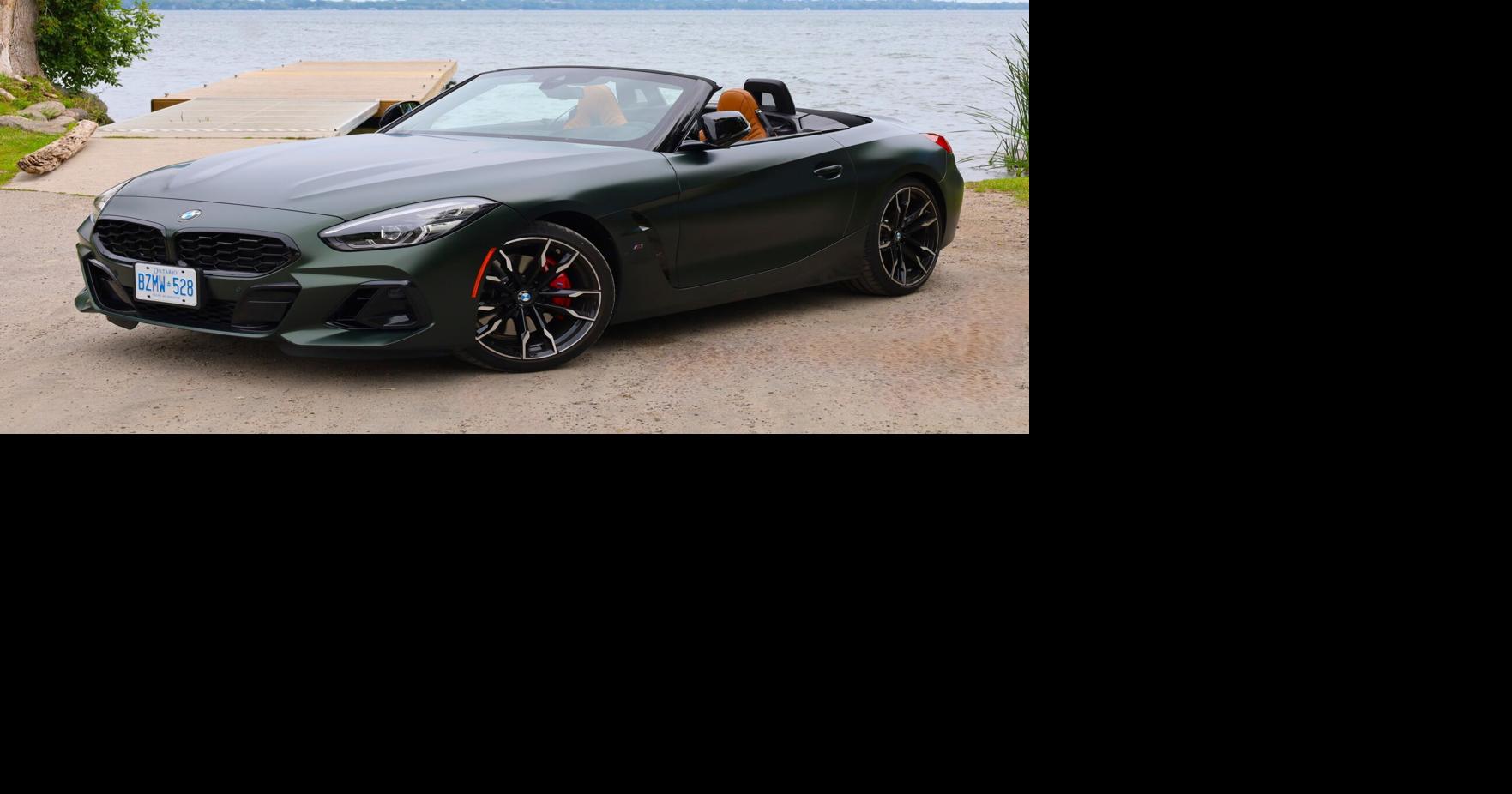 2025 BMW Z4 M40i Roadster 6MT gets manual transmission