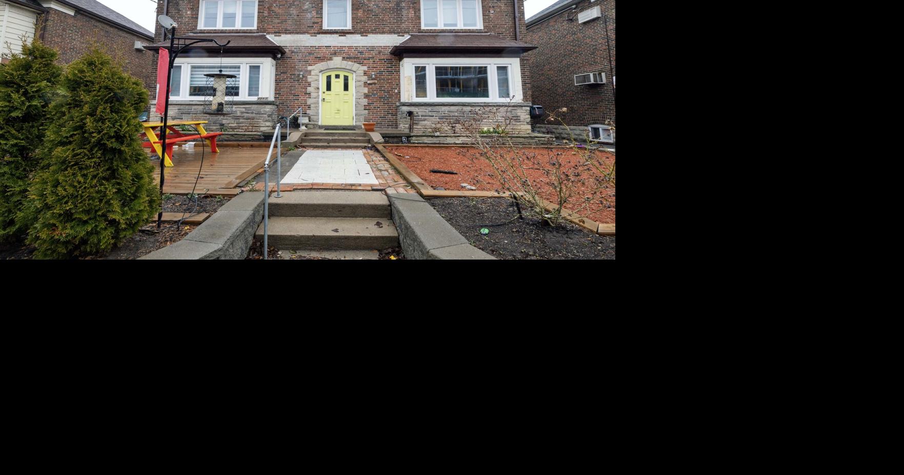 What is a fourplex, the home in a Trudeau-Ford housing fight