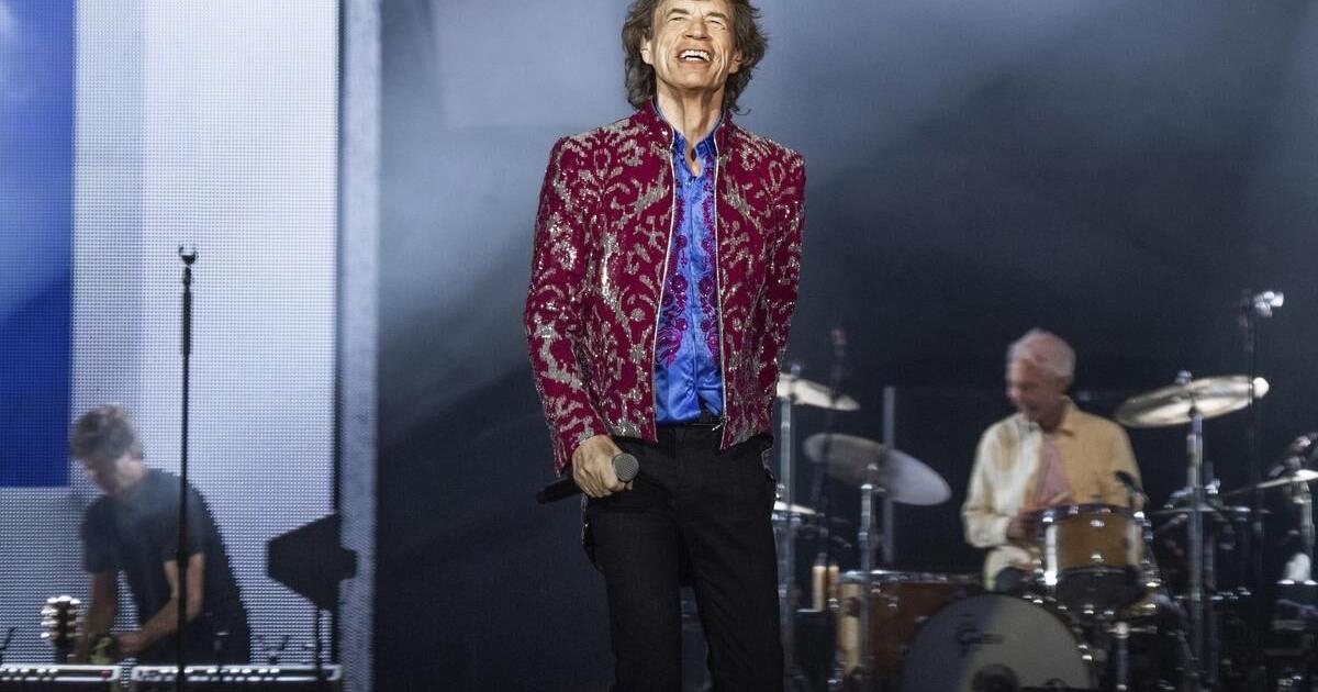 Mick Jagger’s turn as a scheming art dealer in The Burnt Orange Heresy ...