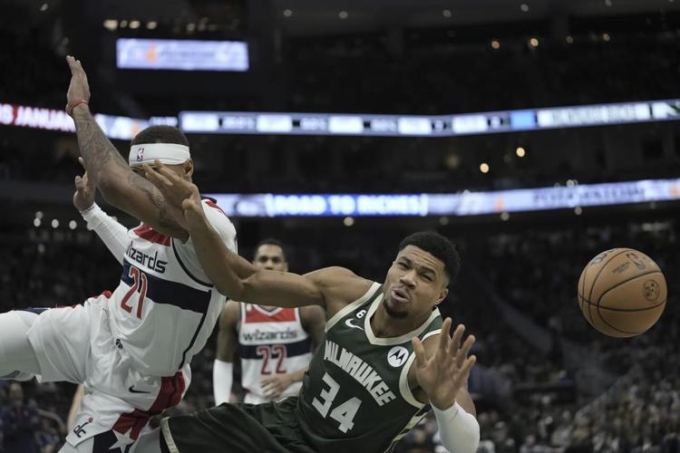 Antetokounmpo has career-high 55 points, Bucks beat Wizards