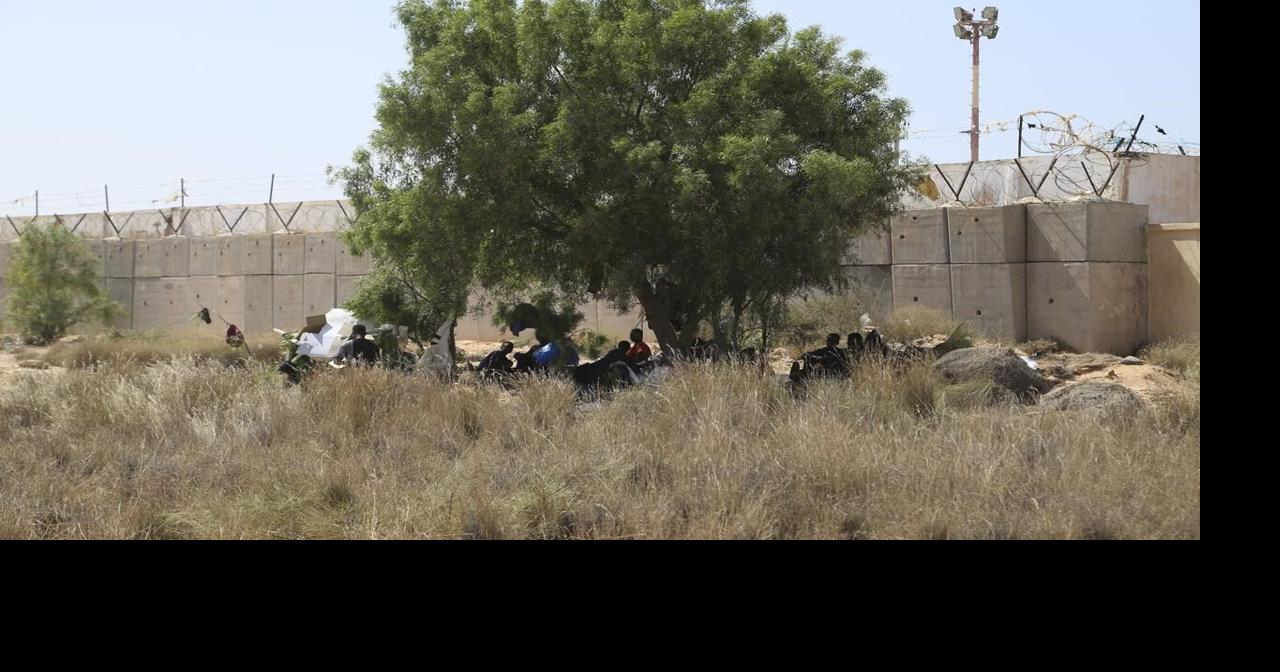 Tunisia and Libya take 276 migrants stranded in desert border region ...