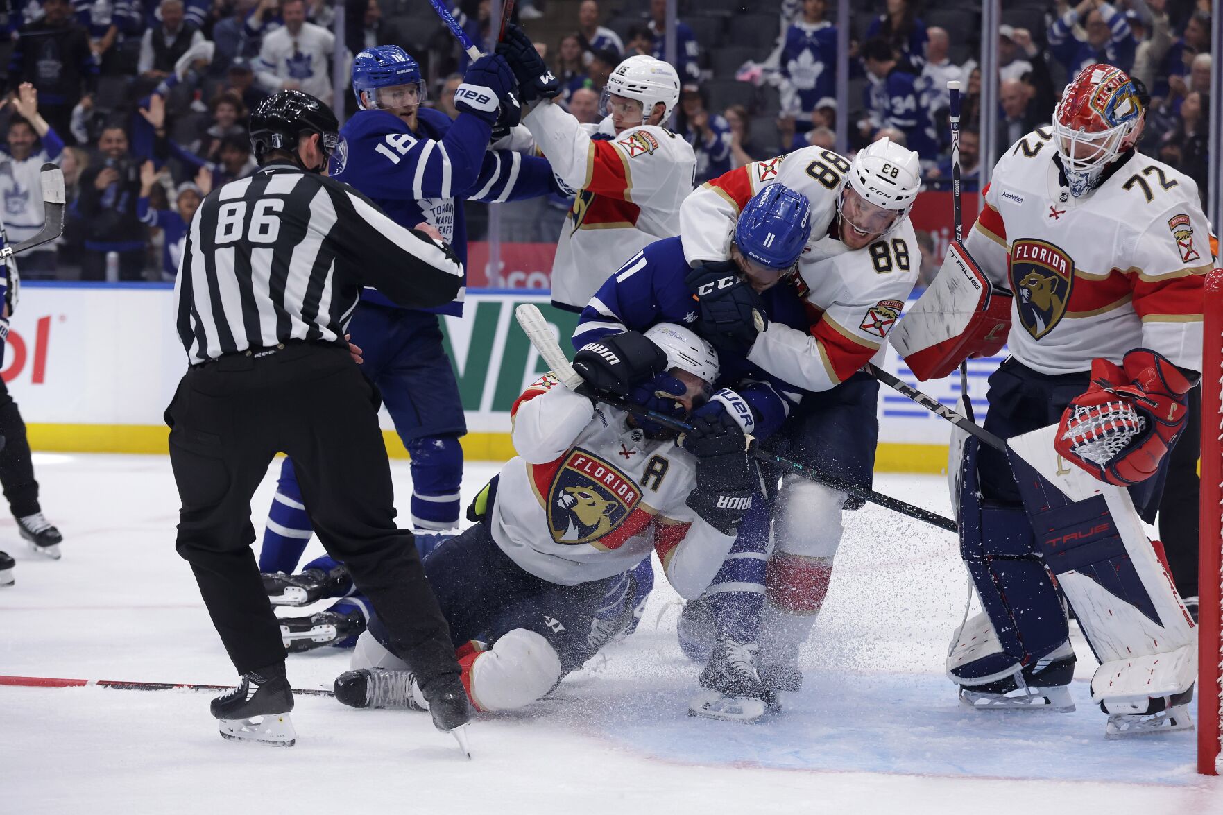 Toronto Maple Leafs lose to Florida Panthers in Game 5