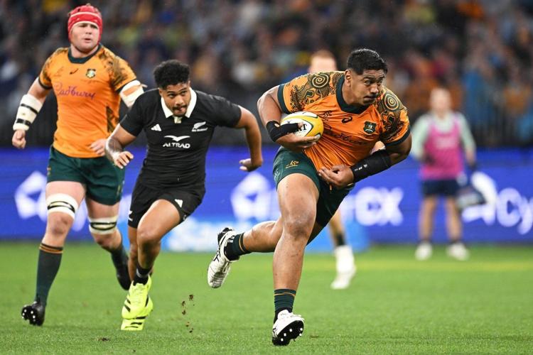 All Blacks beat the Wallabies 28-14 in a Rugby Championship match, 11th ...