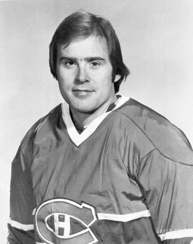 Ken Dryden: Former Canadiens star goaltender dies at age 78
