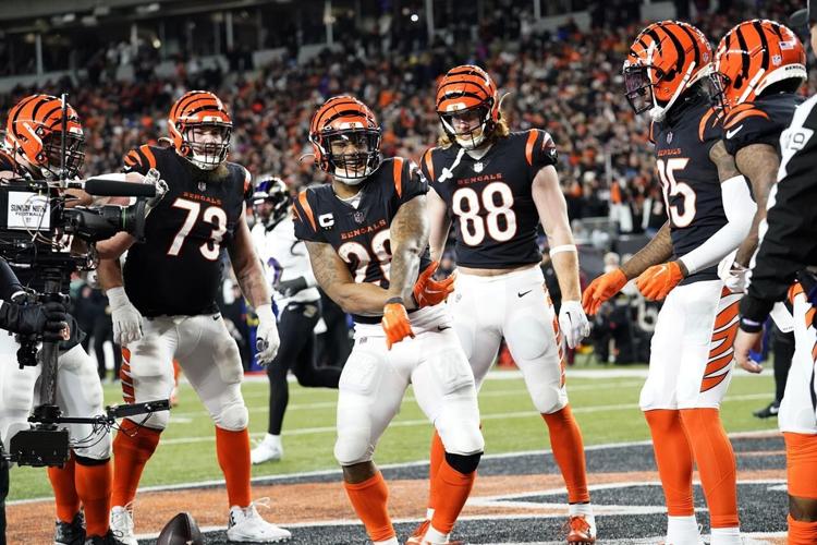 Hubbard’s 98-yard fumble return lifts Bengals over Ravens