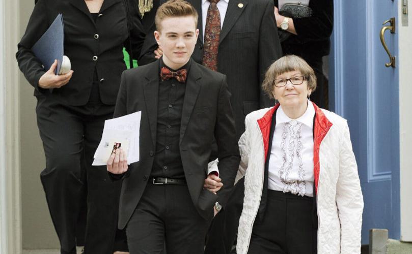 Farley Mowat celebrated at memorial service in Port Hope