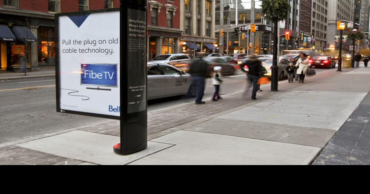 Astral Media seeks digital ads in bus shelters