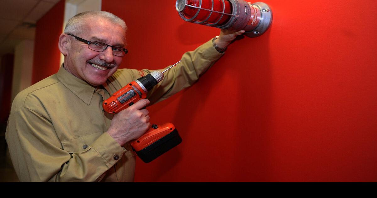 Goal light will glow at home whenever your NHL team scores