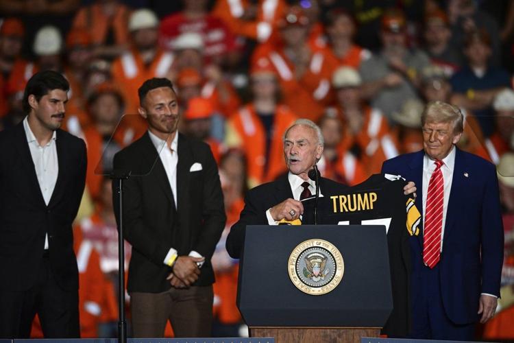 The Pittsburgh Steelers reached out to fans upset that Donald Trump ...