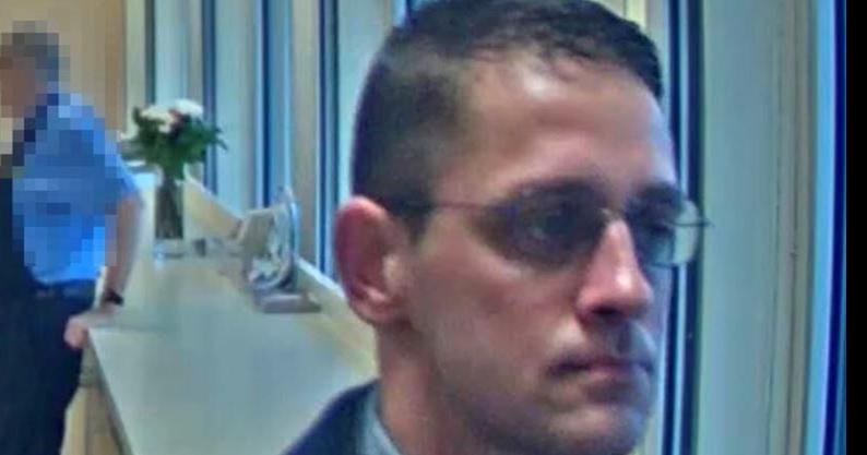 Halton police release image of suspect wanted in LCBO theft