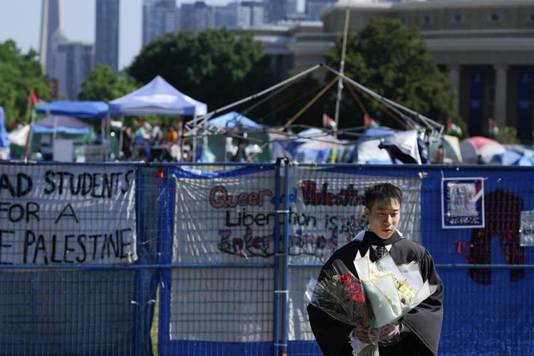 Photo Gallery: University of Toronto convocation ceremonies