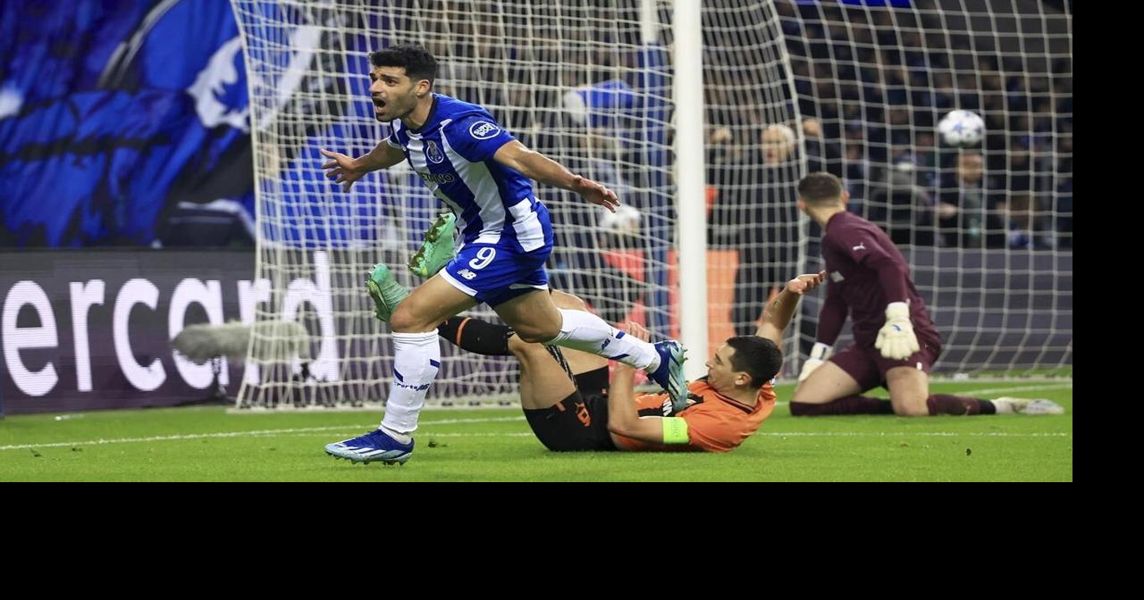 Galeno's 2 goals power Porto past Shakhtar 5-3 and into the Champions ...