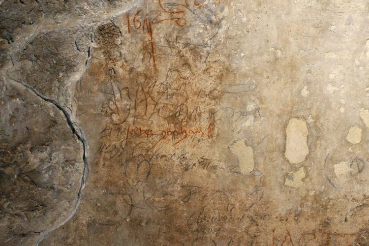 Colosseum restoration yields frescoes, graffiti