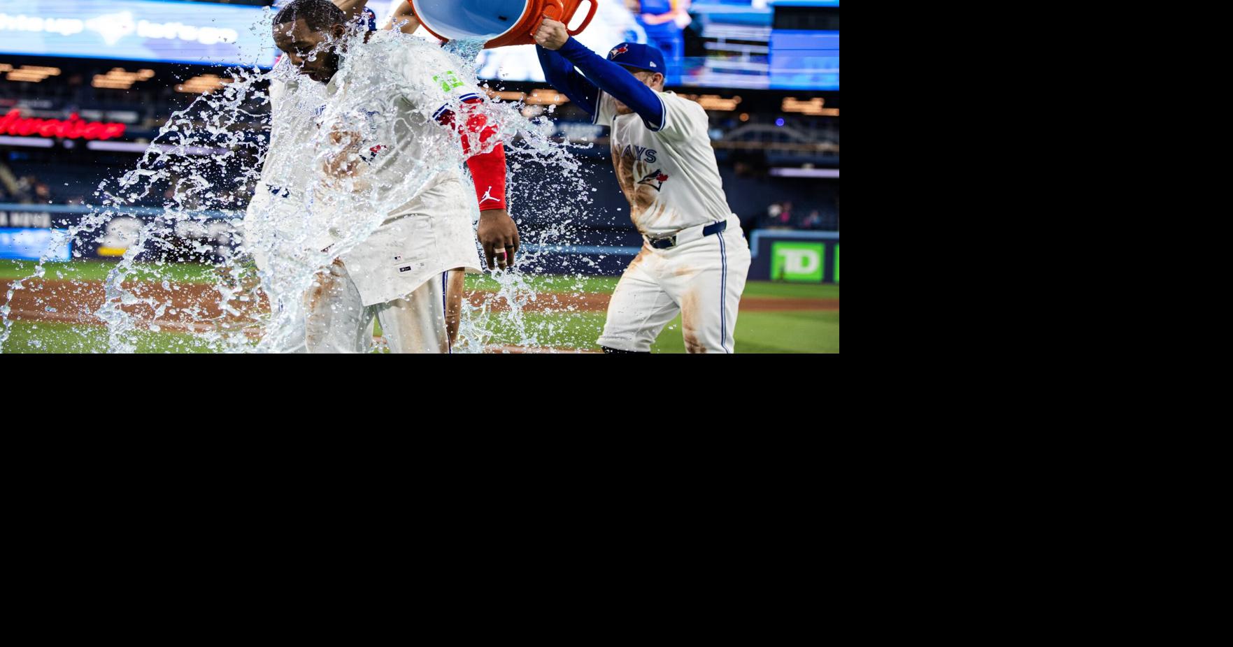 Vladdy finally has his first home run of 2025 for Blue Jays