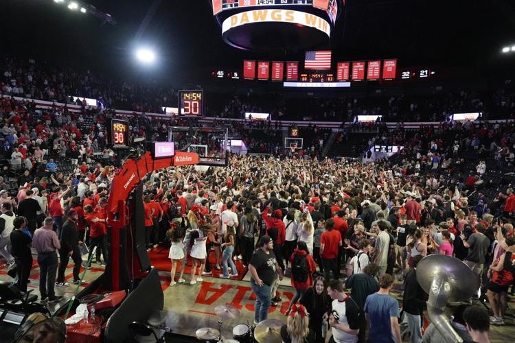Georgia fans show it's possible to be polite and still celebrate win ...