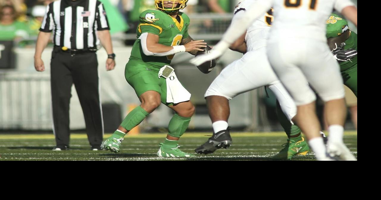 Ducks fall in rankings after underwhelming opener, face Boise State on ...