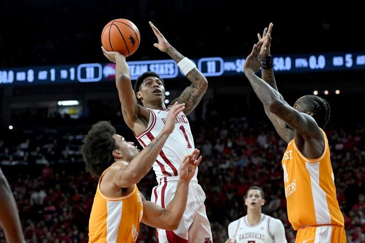 Acuff scores 29 points to lead No. 18 Arkansas to a 86-75 win over No ...