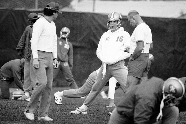 The Pro Football Hall of Fame honors 3 assistant coaches with the award ...