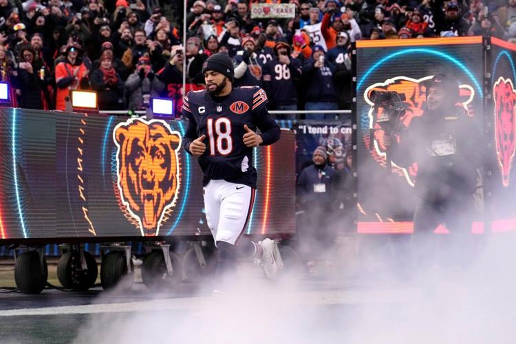 Caleb Williams breaks Bears single-season passing record in loss to Lions