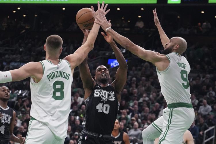 Jayson Tatum scores 32 points to help the Celtics beat Wemby and the Spurs, 116-103