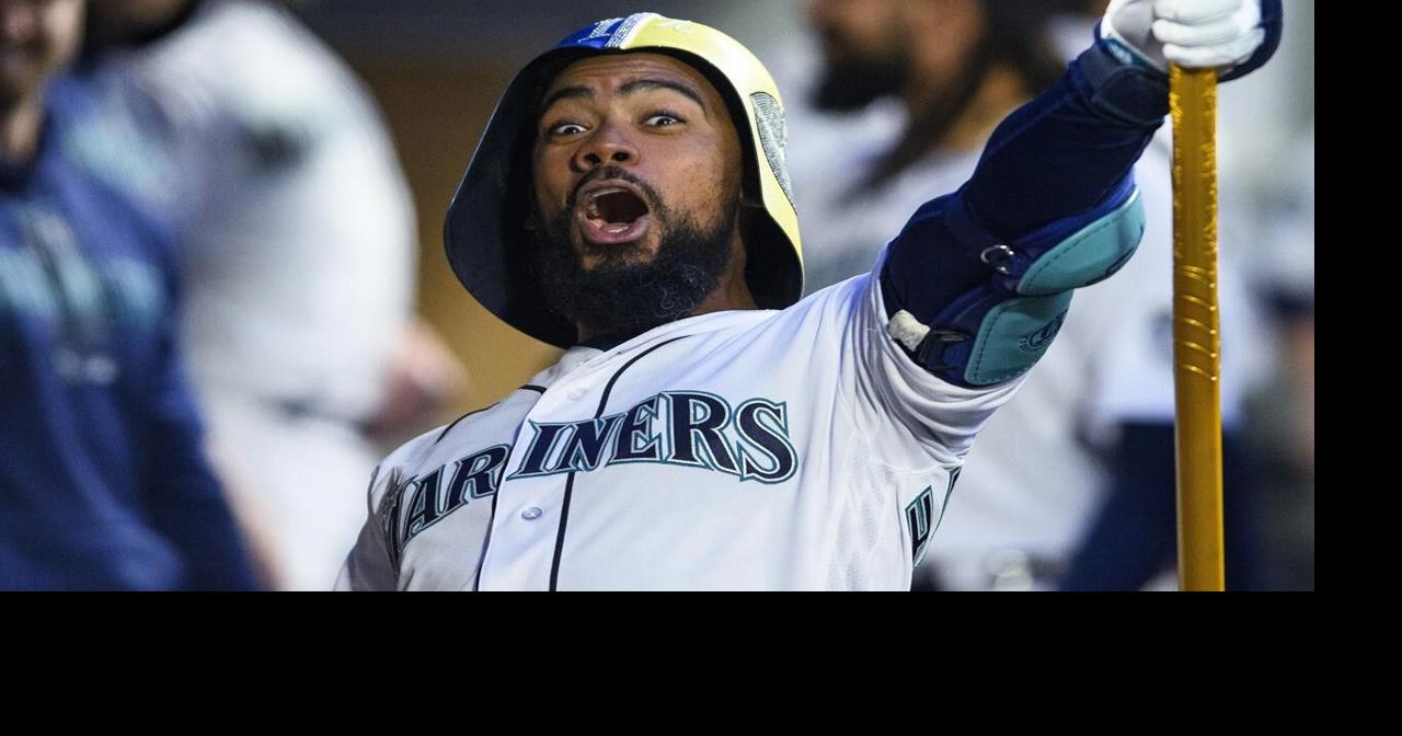 Mariners snap 3-game losing streak, top Cardinals 5-2