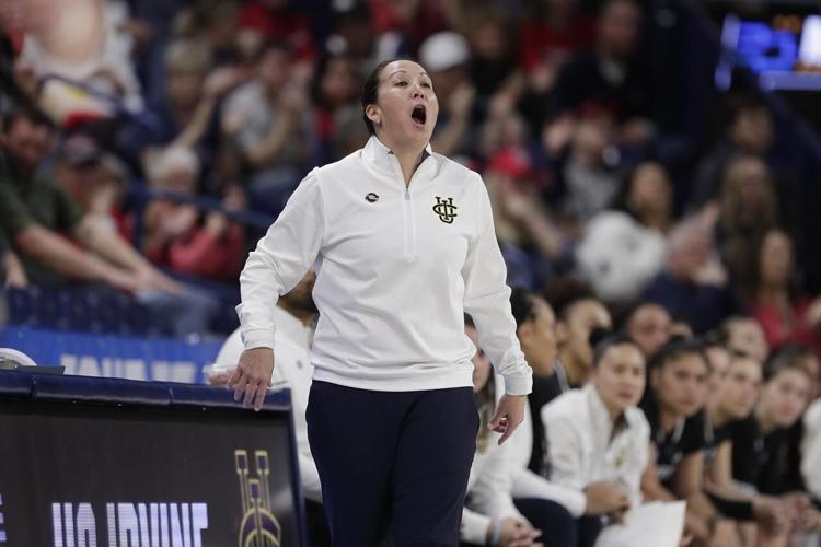 Back home for March Madness, No. 4 seed Gonzaga rolls past No. 13 seed ...