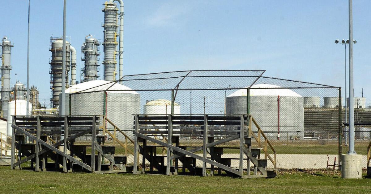 Sarnia area First Nation facing health problems from exposure to pollutants