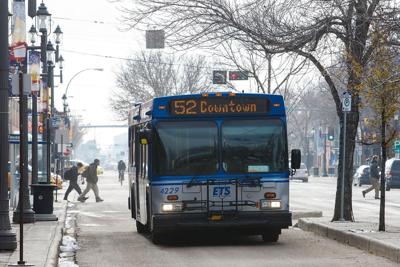 Councillors suggest transit passes for Edmonton seniors be tied to income