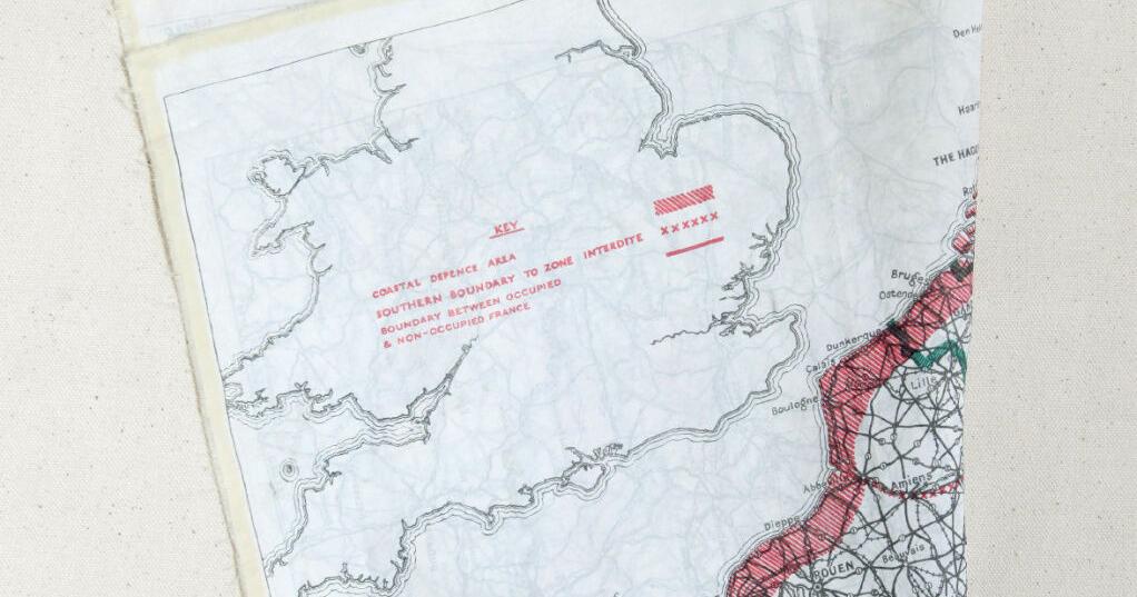 Silk handkerchief/map