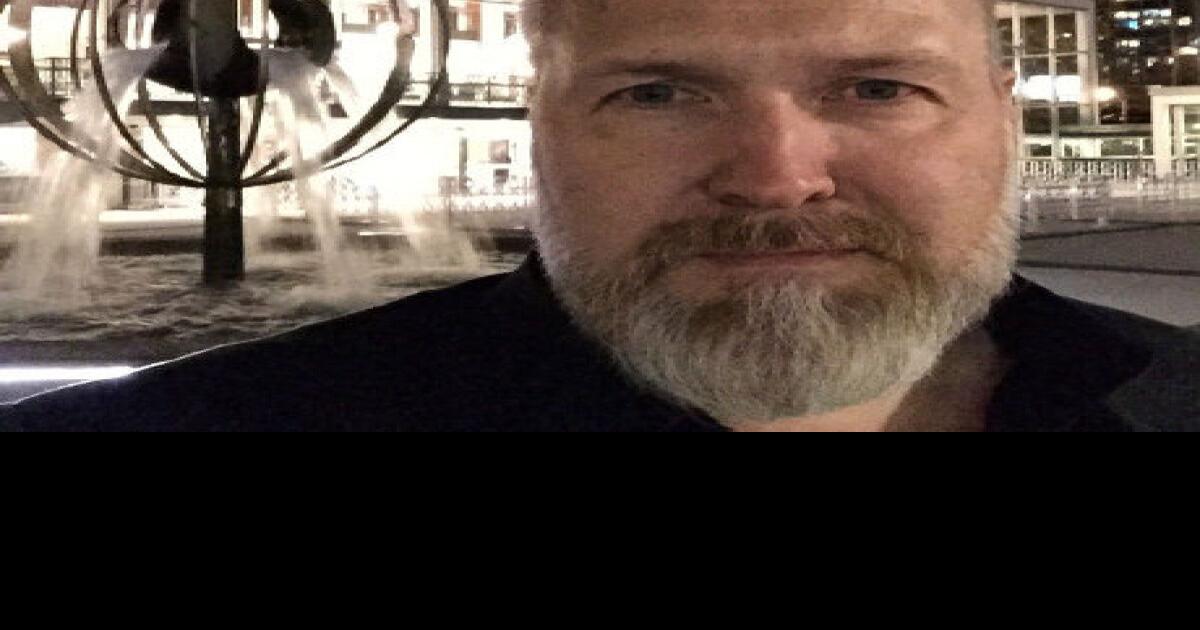 Baritone George Masswohl rescues Sweeney Todd