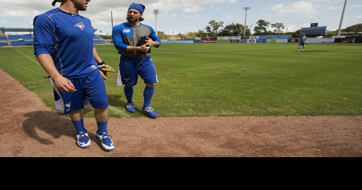 Blue Jays’ Josh Thole and R.A. Dickey are brothers in arms