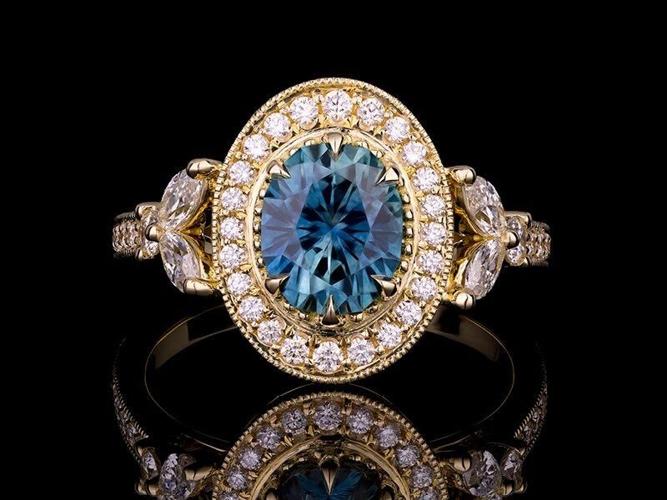 Vintage engagement rings are trending. These showstoppers look the part