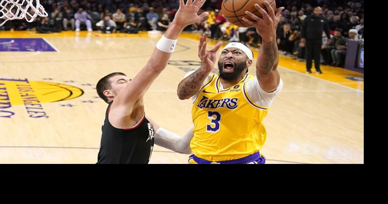 Lakers snap an 11-game losing streak against the Clippers with a 130 ...