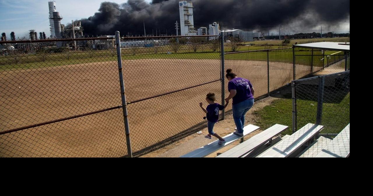 Evacuation order lifted as huge Texas plant fire ‘contained’