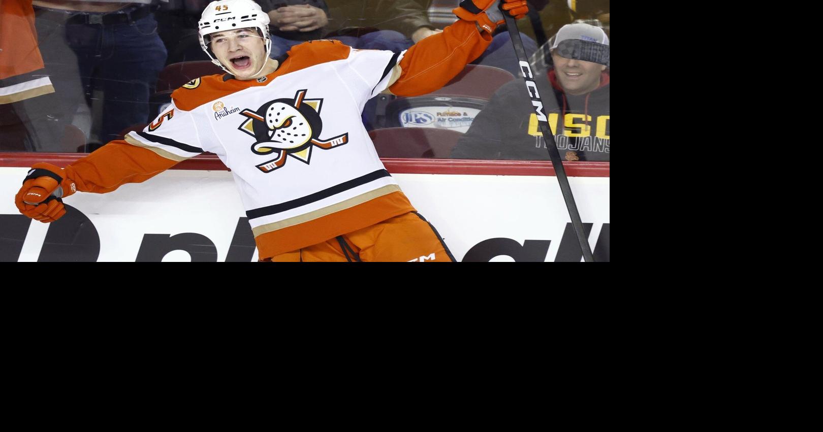 Sennecke nets hat trick in first NHL game in Canada as Ducks edge ...