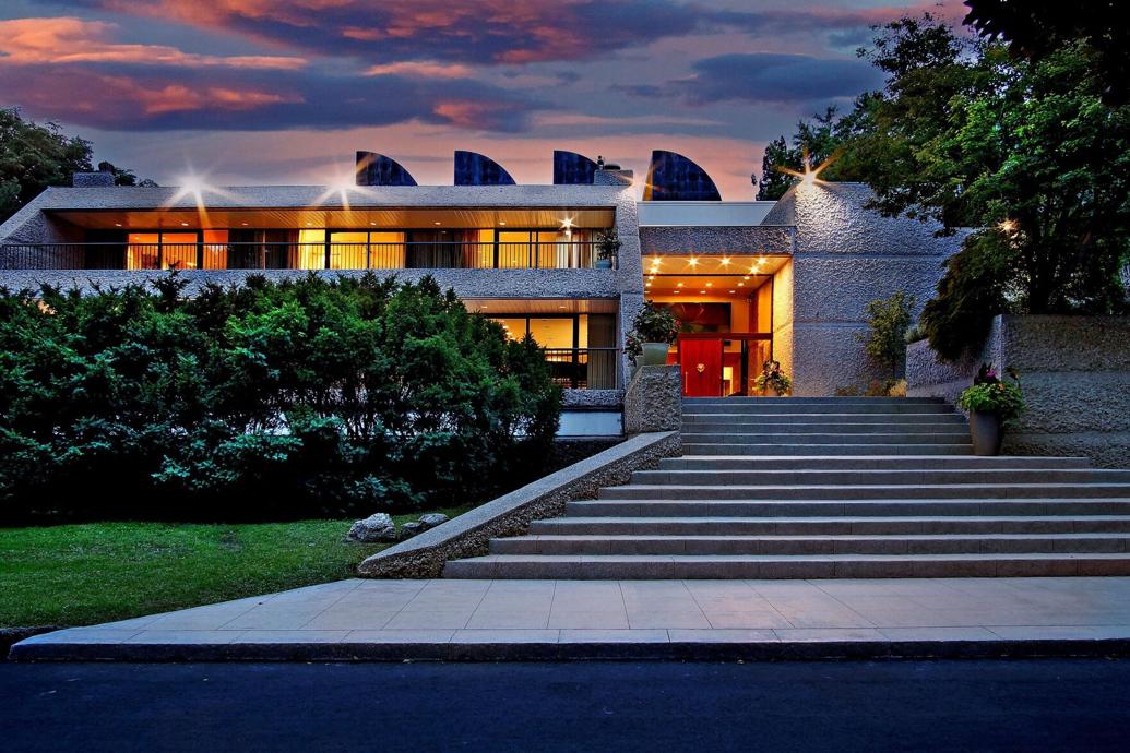 Bridle Path mansion designed by famous architect costs $28M