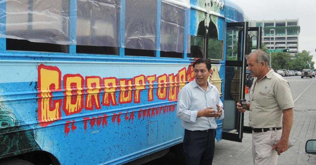 How to fight corruption in Mexico? With tour guides