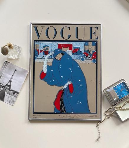 Vintage Vogue mirror reflects the thrill of a trip to Paris