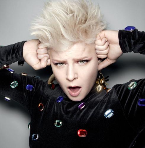 Robyn cancels Toronto show